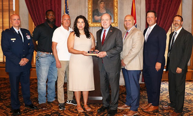 Tennessee Unclaimed Property returns WWII Military Medals to family ...
